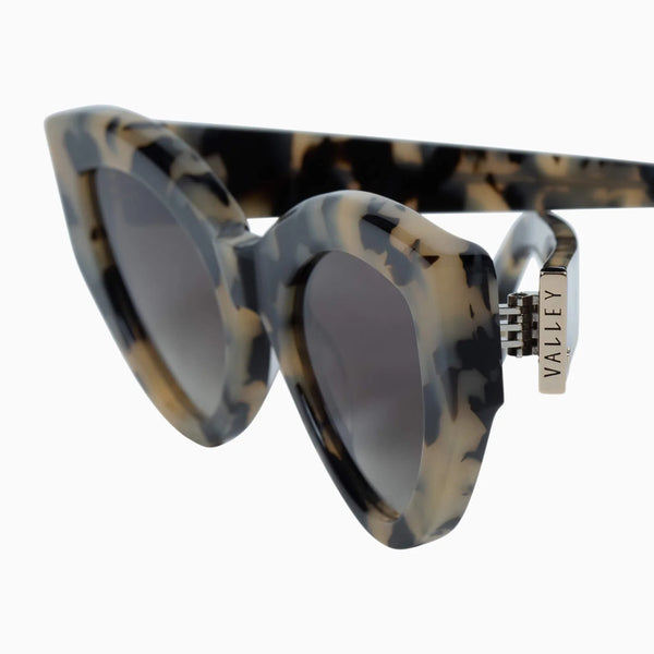 VALLEY EYEWEAR - Bones Fawn Tort w. Gold Metal Trim/Black Gradient Len ...